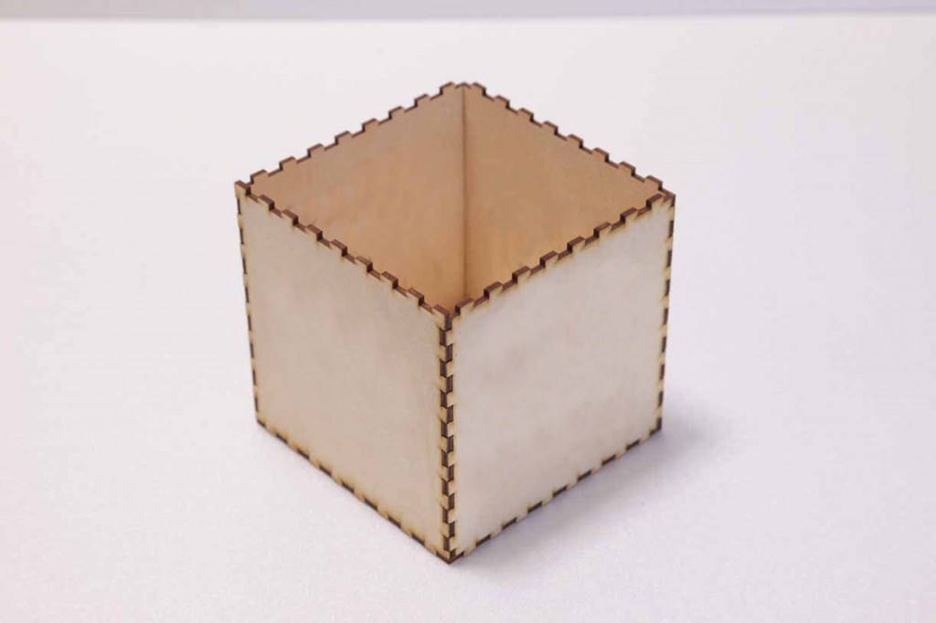 Fa kocka doboz – Kreatív Fa Ajándék